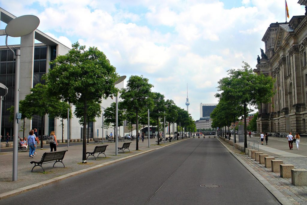 Laat een reactie achter X